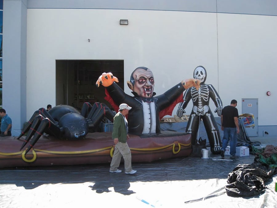 Scary Dracula Inflatable | Halloween Inflatables