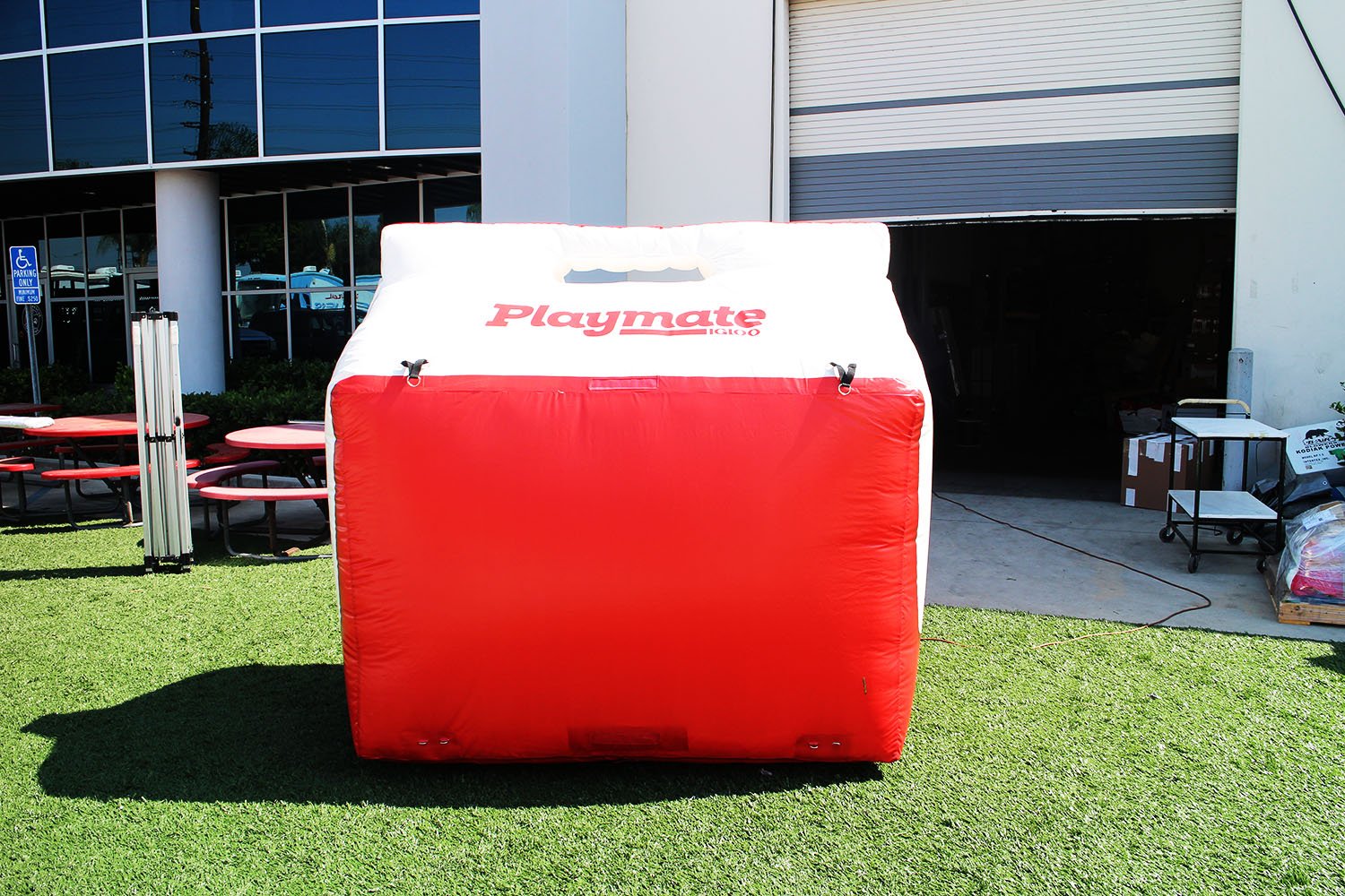Igloo Ice Chest | Inflatable Replicas
