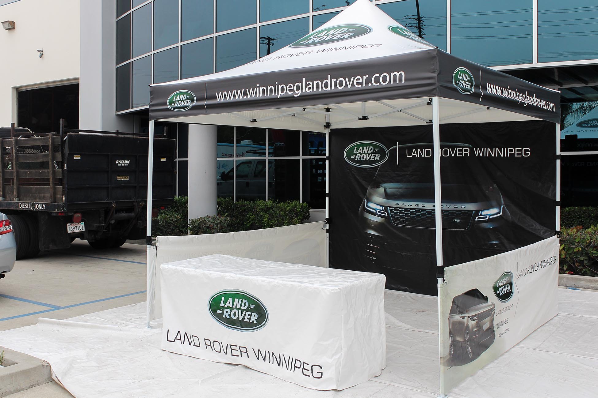 Land Rover Winnipeg | Custom Canopy | Dealership Tent
