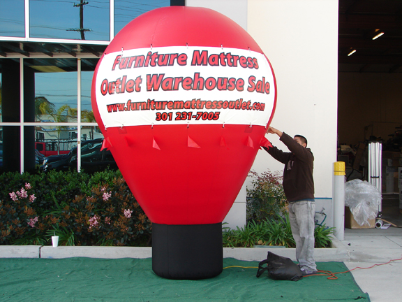 Rooftop Advertising Balloons | Promotional Design Group